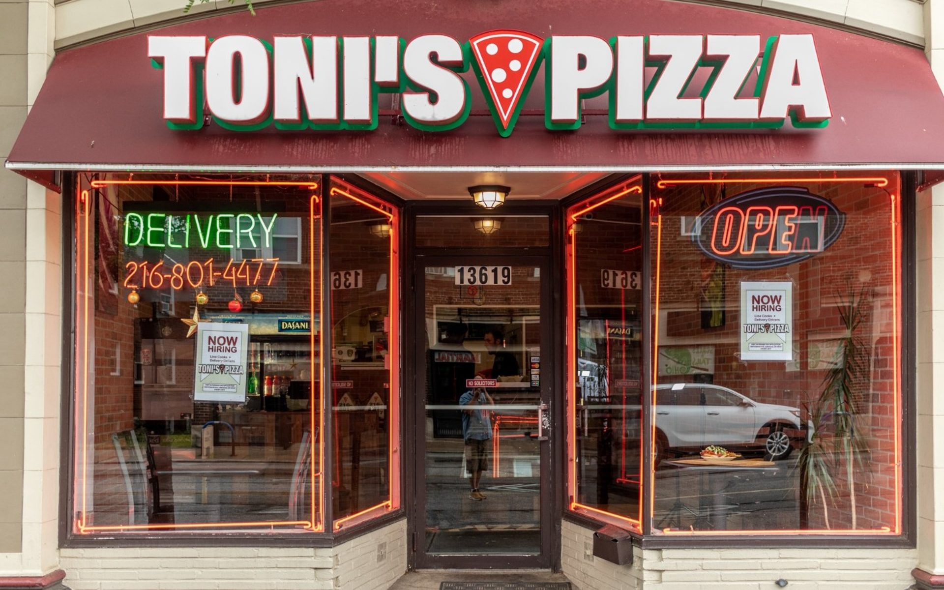 Best Pizza in Lakewood, OH | Toni's Pizza | Pizza near me